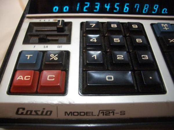 Casio - V121-S - - Calculatrice Vintage - Casio V121S - Casio.ledudu ...