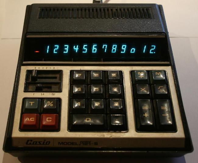 Casio - V121-S - - Calculatrice Vintage - Casio V121S - Casio.ledudu ...